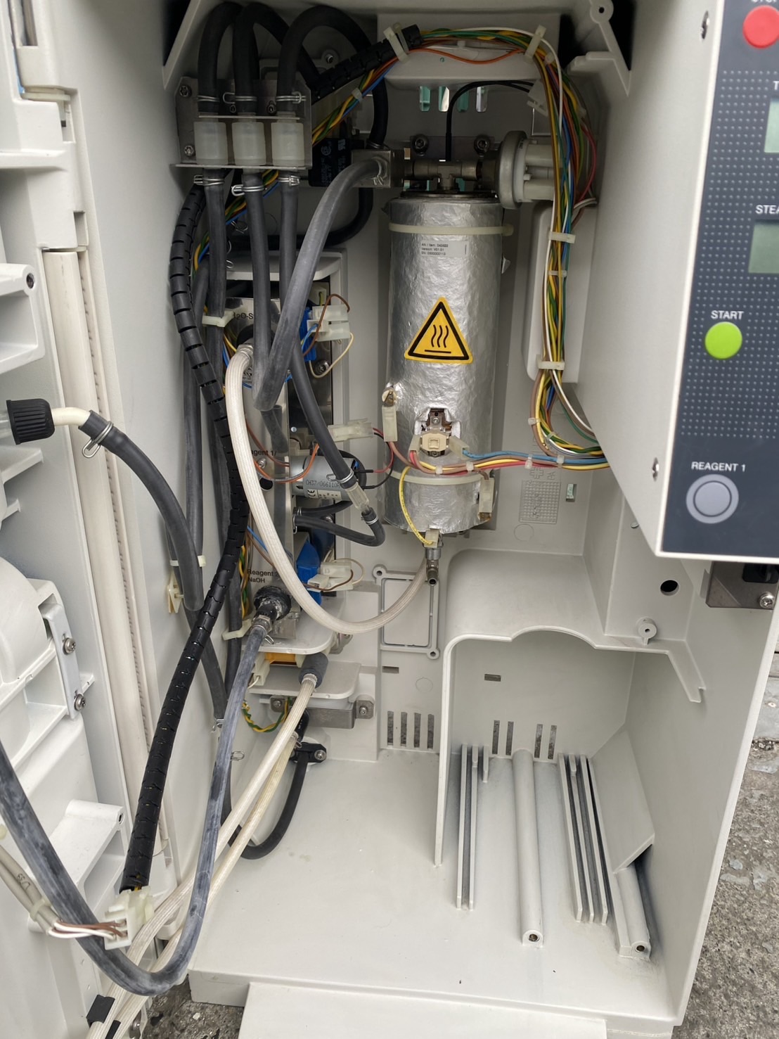 BUCHI Model K355 Kjeldahl Nitrogen Distillation Instrument, power-on ...